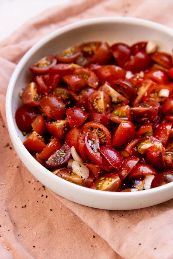 Easy To Make Tomato Salad Recipe To Try This Summer!